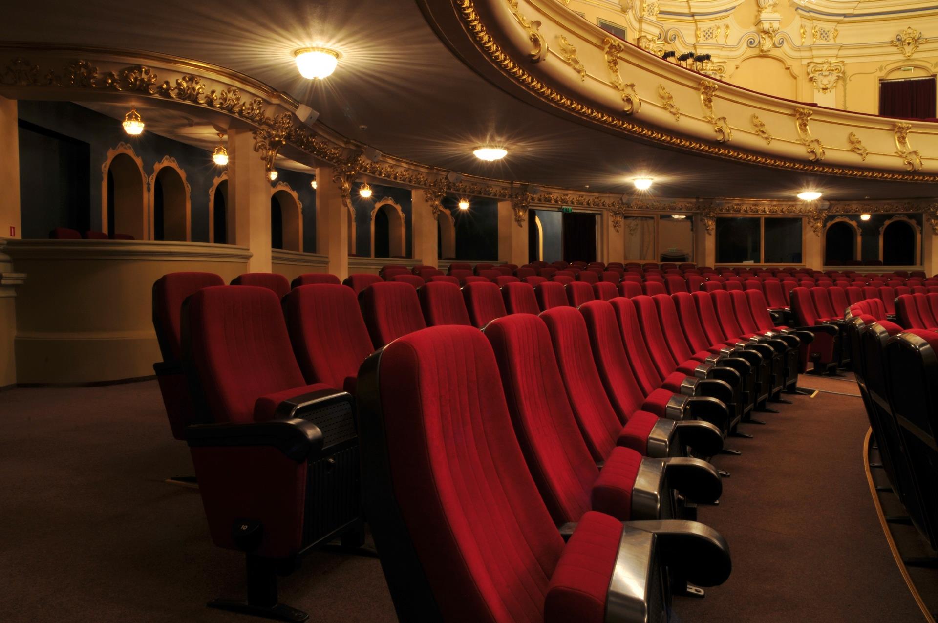 HVS | Convention, Sports & Entertainment Facilities
